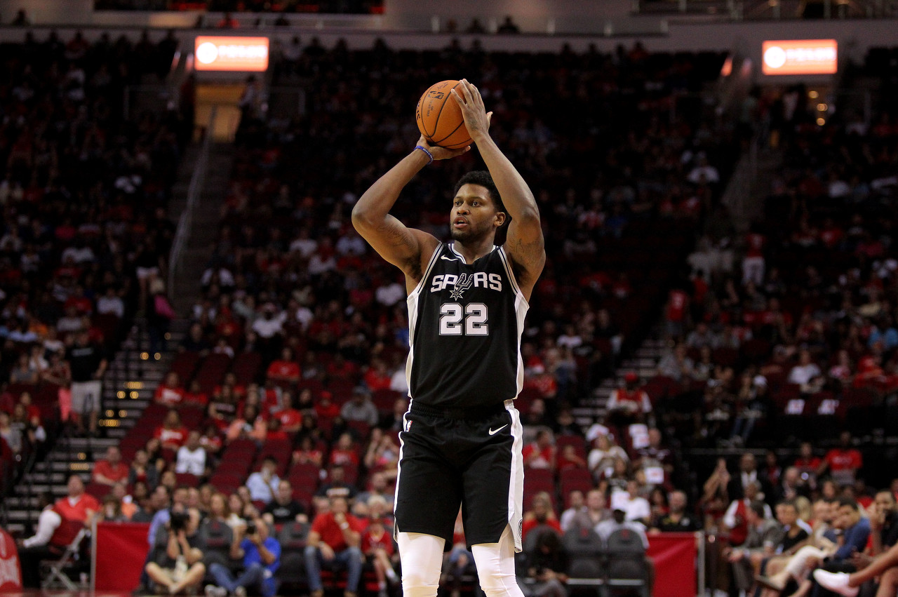 马刺VS掘金G6：老将盖伊替补出战三分3中3砍下19分 - 球迷屋