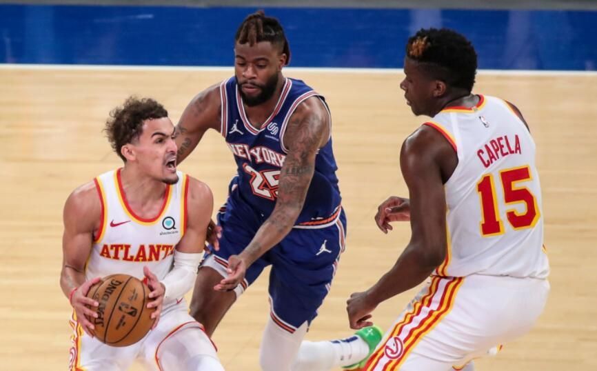 比肩乔丹！老鹰新星36＋9向纽约球迷鞠躬，用绅士动作回应挑衅 - 球迷屋