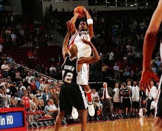 NBA5大“上帝附体”时刻，麦蒂神迹上榜 科比81分排第3 - 球迷屋