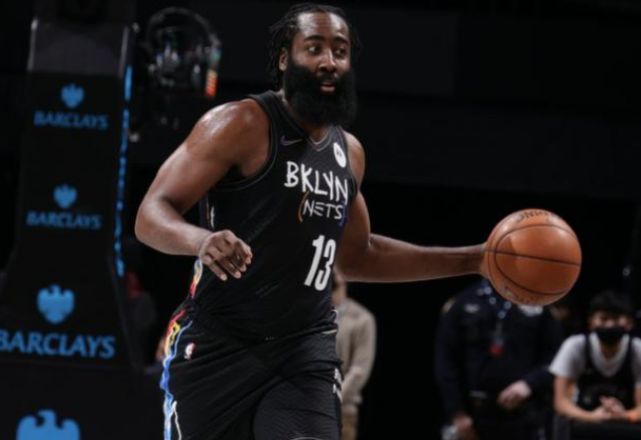 哈登将解雇两位临时经纪人启用好友 两种续约方案明夏5年2.7亿 - 球迷屋