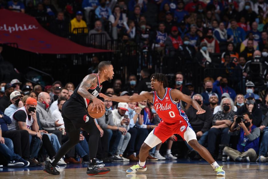 泰利斯·马克西改进的防守值得认可 - 球迷屋