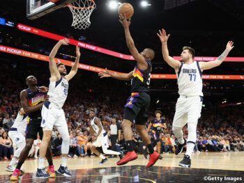 桑兹系列连胜开始成功…FG成功率刷新球队记录／NBA季后赛 - 球迷屋