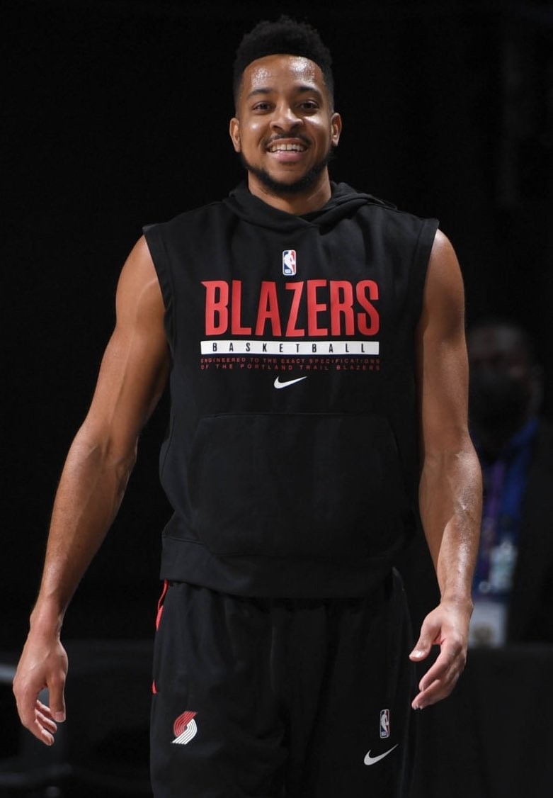 专业对口！新闻系高材生CJ麦科勒姆将广播2022年总决赛 - 球迷屋