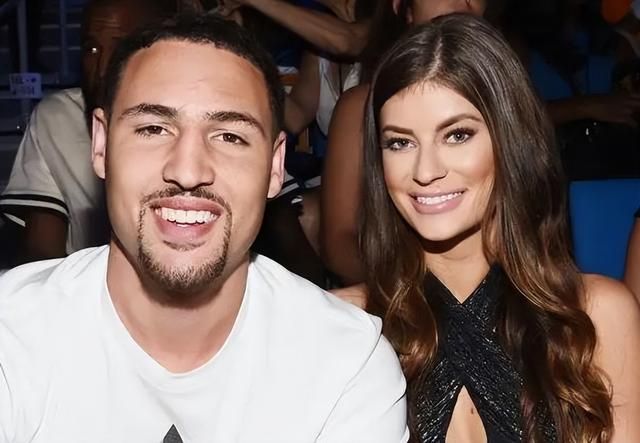 汤普森新恋情曝光 与NBA昔日花魁同框 - 球迷屋