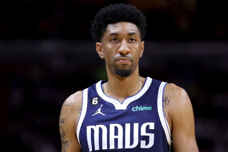 哪些球员值得签？美媒盘点剩余大鱼：湖人可淘宝伍德 魔兽考神欲重返联盟 - 球迷屋