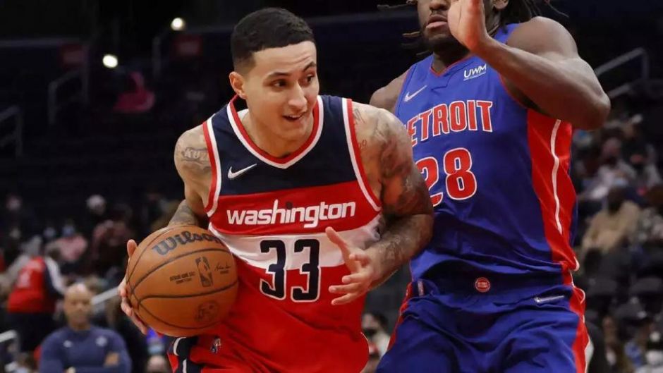 NBA16日前瞻：詹姆斯终结雷霆4连胜？追梦复出勇士对阵灰熊 - 球迷屋