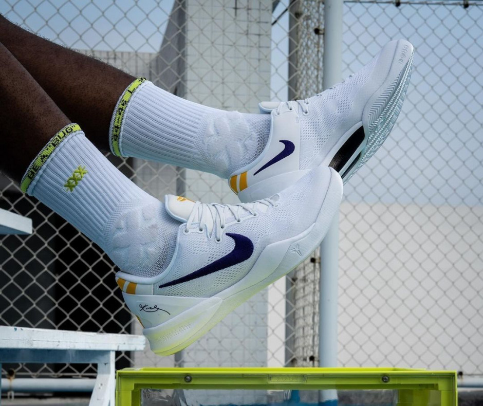 复刻之路！科比系列Nike Kobe 8 Protro湖人主场配色 - 球迷屋